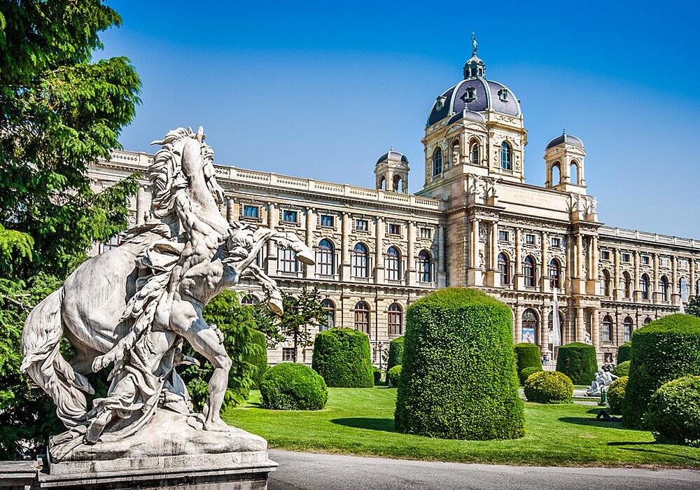 Orta Avrupa Resitali | TatilEksper